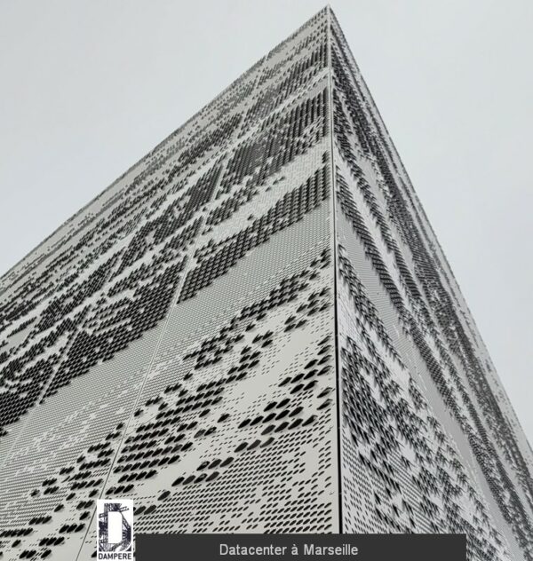 Facade Datacenter vague Tole perforée MRS4 | Dampere
