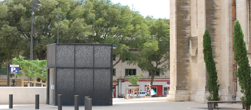 Façade Moucharabieh Commissariat des Mureaux | Dampere